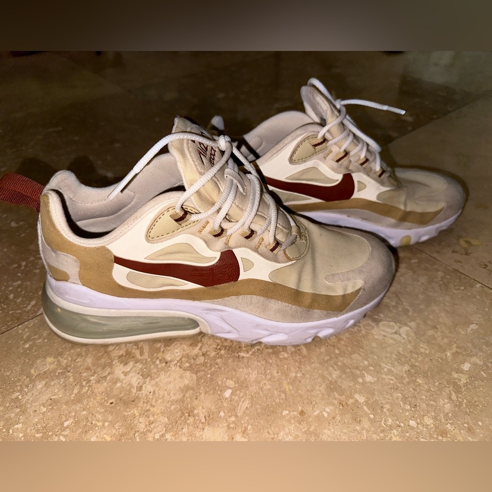 Nike Air Max 270 React Women - Gem